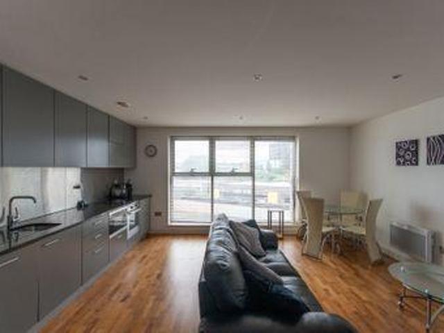 1 Bedrooms Flat for sale in Princes Dock, 1 William Jessop Way, Liverpool L3