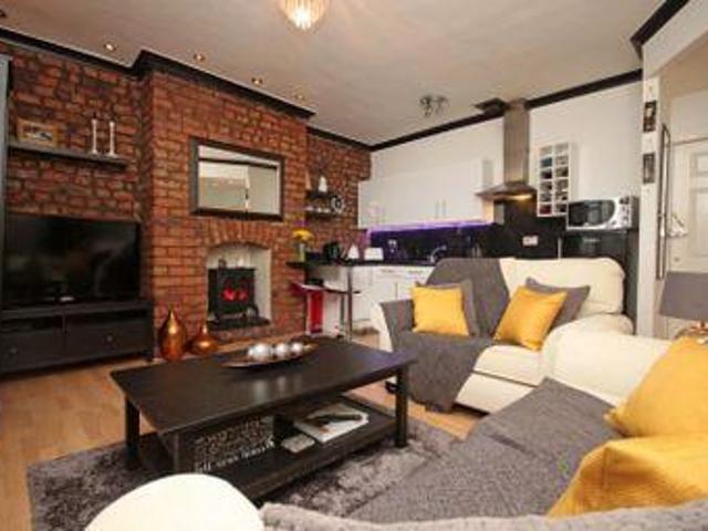 1 Bedrooms Flat for sale in Promenade, Southport PR9