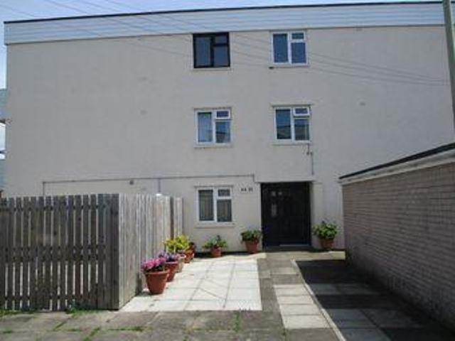 1 Bedrooms Flat for sale in Pwll Y Waun, Porthcawl CF36