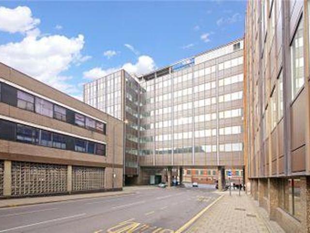 1 Bedrooms Flat for sale in Queens House, Kymberley Road, Harrow HA1