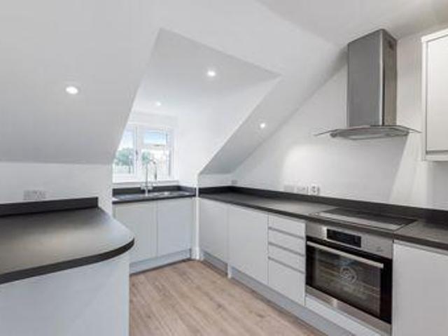 1 Bedrooms Flat for sale in Queens Road, Croydon CR0