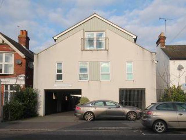 1 Bedrooms Flat for sale in Queens Road, Farnborough GU14
