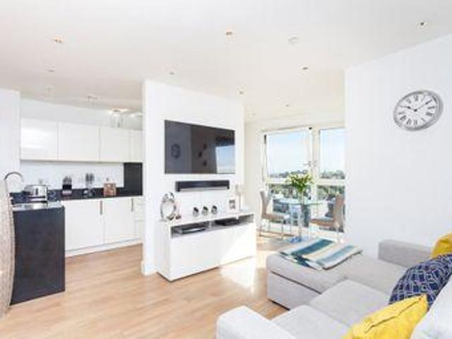 1 Bedrooms Flat for sale in Queensland Road, London N7