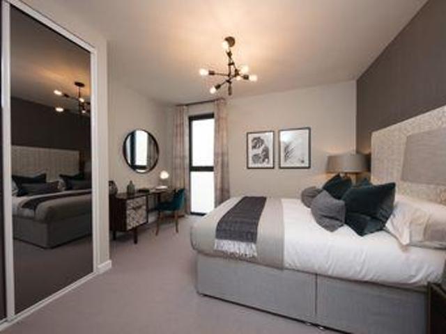 1 Bedrooms Flat for sale in Rookery Way, Hendon NW9
