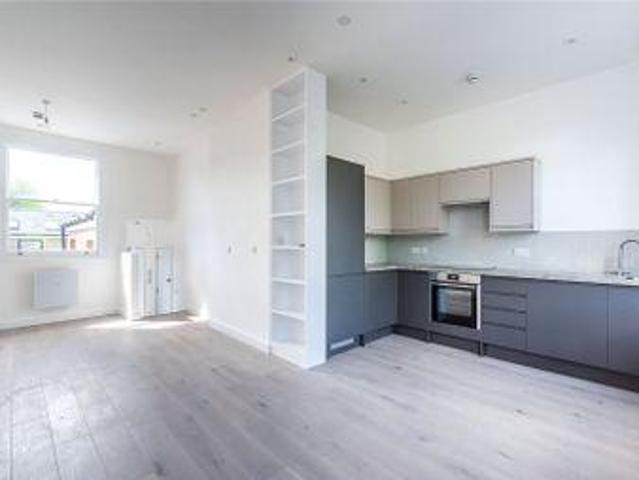 1 Bedrooms Flat for sale in Rosendale Road, London SE21