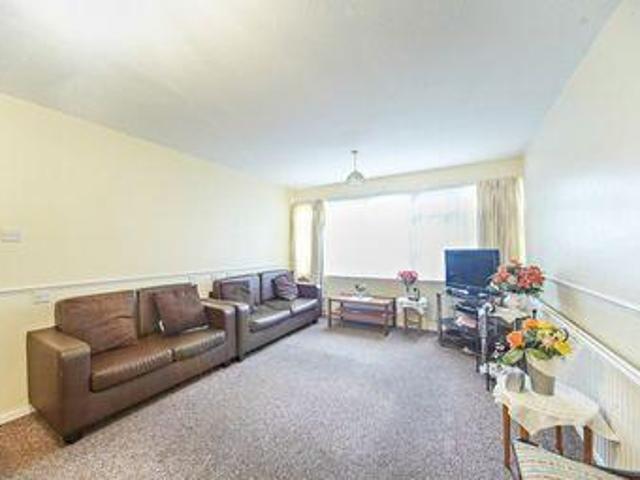 1 Bedrooms Flat for sale in Rawnsley Avenue, Mitcham CR4