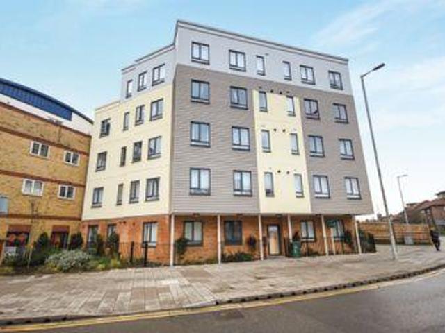1 Bedrooms Flat for sale in Rectory Lane, Chelmsford CM1