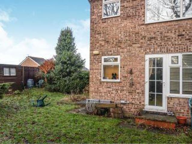 1 Bedrooms Flat for sale in Redwood Way, Yeadon LS19