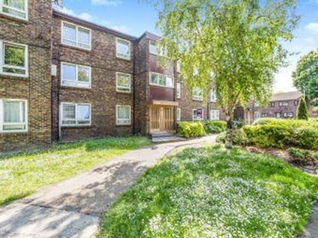 1 Bedrooms Flat for sale in Renfrew Close, London E6