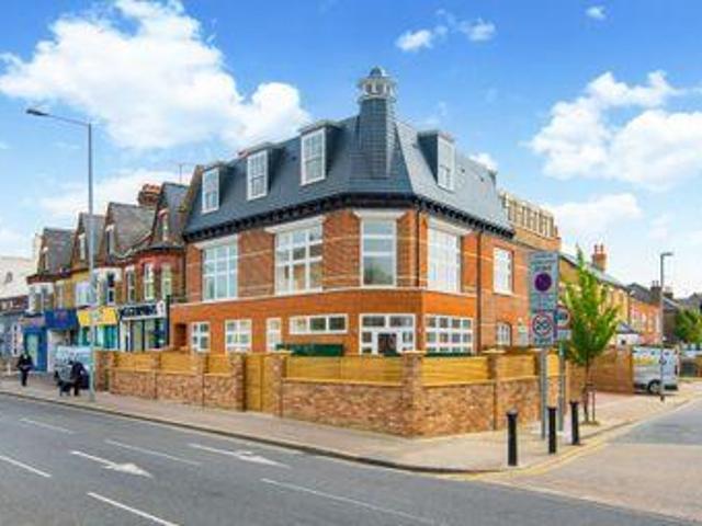 1 Bedrooms Flat for sale in Richmond Road, Kingston Upon Thames KT2