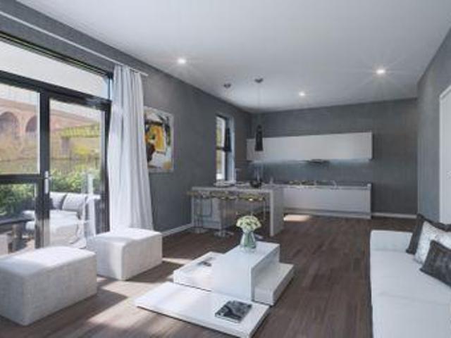 1 Bedrooms Flat for sale in Woden Street, Salford M5