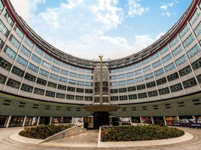 1 Bedrooms Flat for sale in Wood Crescent, London W12