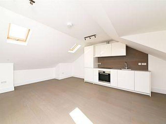 1 Bedrooms Flat for sale in Woodside Park Road, London N12