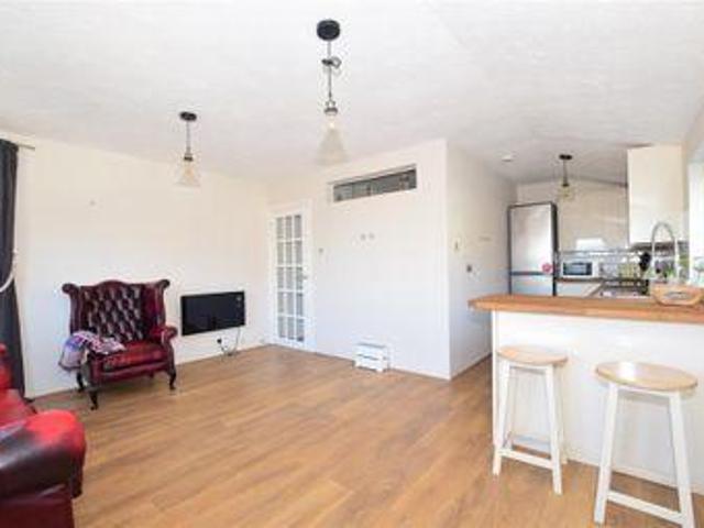 1 Bedrooms Flat for sale in Wordsworth Road, London SE20