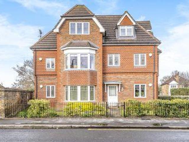 1 Bedrooms Flat for sale in Waverley Lodge, Lower Sunbury TW16