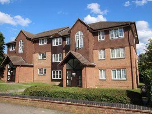 1 Bedrooms Flat for sale in Waverley Road, Enfield EN2