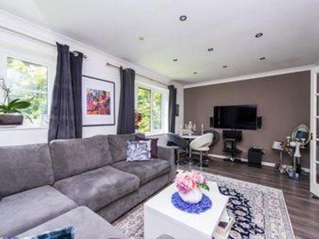 1 Bedrooms Flat for sale in Warwick Road, New Malden, Surrey KT3