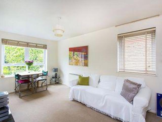 1 Bedrooms Flat for sale in Wedmore Gardens, London N19