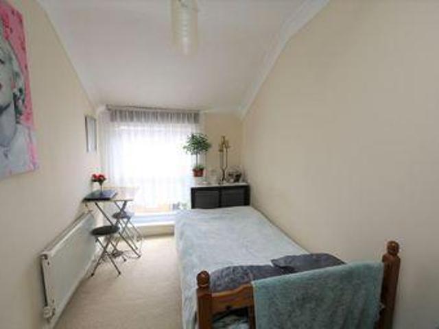 1 Bedrooms Flat for sale in Wellington Street, Gravesend, Kent DA12