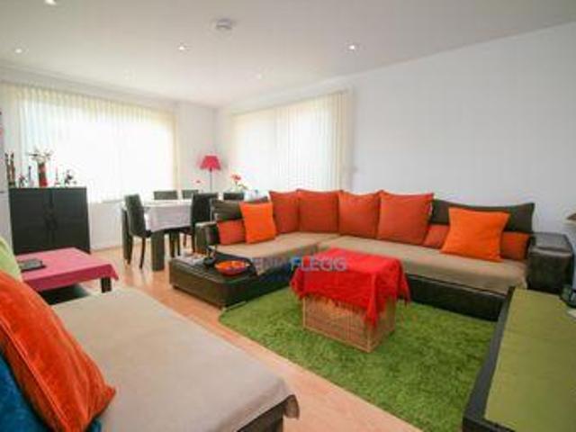 1 Bedrooms Flat for sale in West Central, Stoke Road, Slough SL2