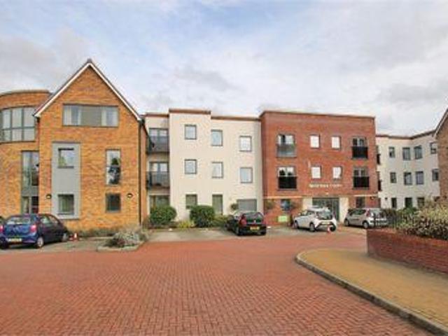 1 Bedrooms Flat for sale in Westonia Court, Westone, Northampton NN3