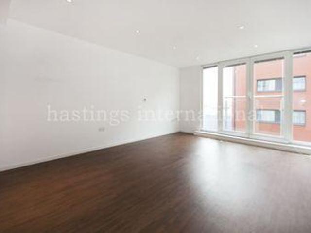 1 Bedrooms Flat for sale in Western Gateway, London E16