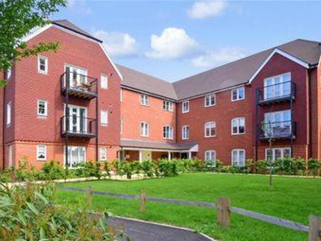 1 Bedrooms Flat for sale in Westvale Road, Horley, Surrey RH6