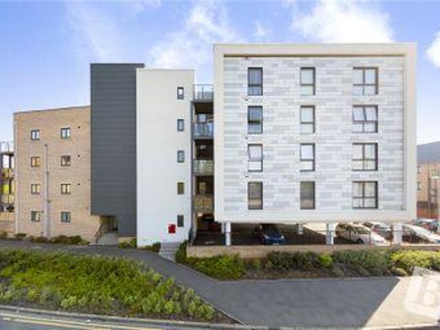 1 Bedrooms Flat for sale in Wharf Road, Chelmsford, Essex CM2