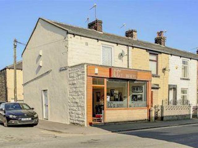1 Bedrooms Flat for sale in White Street, Burnley, Lancashire BB12