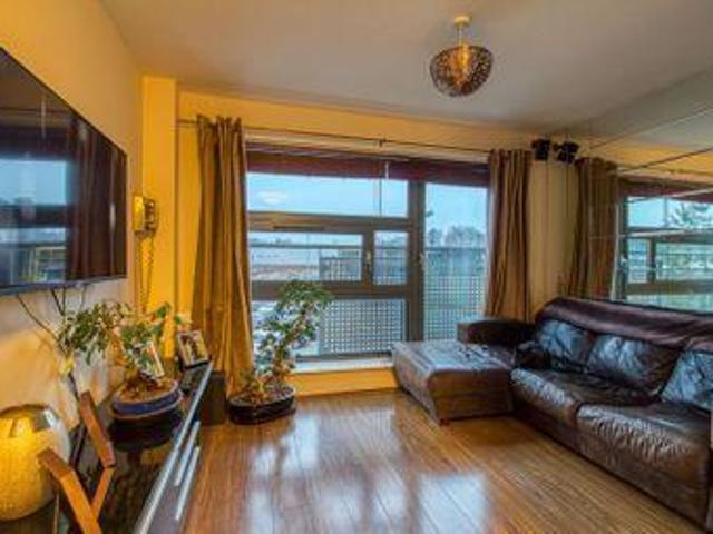 1 Bedrooms Flat for sale in Whitehall Place, Leeds LS12