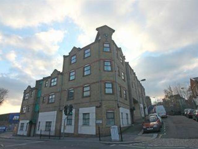 1 Bedrooms Flat for sale in Wightman Road, London N4