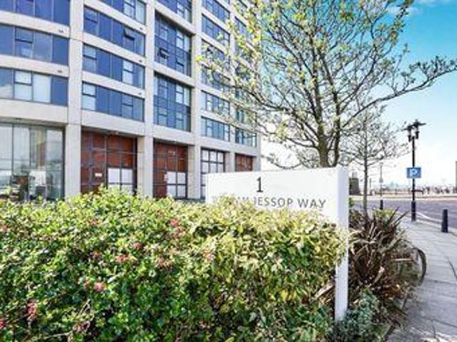 1 Bedrooms Flat for sale in William Jessop Way, Liverpool L3