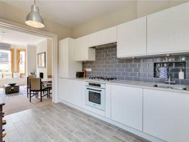 1 Bedrooms Flat for sale in Wyfold Road, London SW6