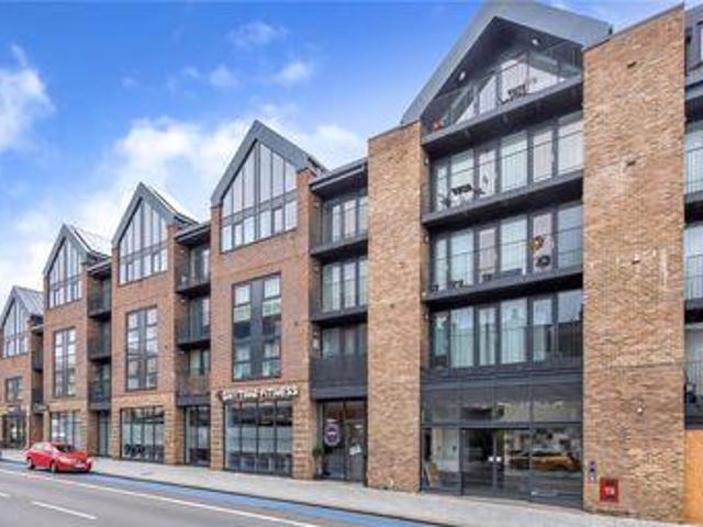 1 Bedrooms Flat for sale in Tooting High Street, London SW17