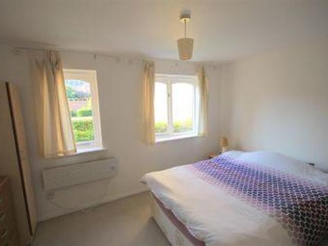 1 Bedrooms Flat for sale in Telegraph Place, London E14