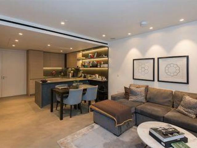 1 Bedrooms Flat for sale in The Nova Building, 87 Buckingham Palace Road, London SW1W