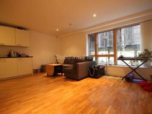1 Bedrooms Flat for sale in The Base, 12 Arundel Street, Castlefield M15