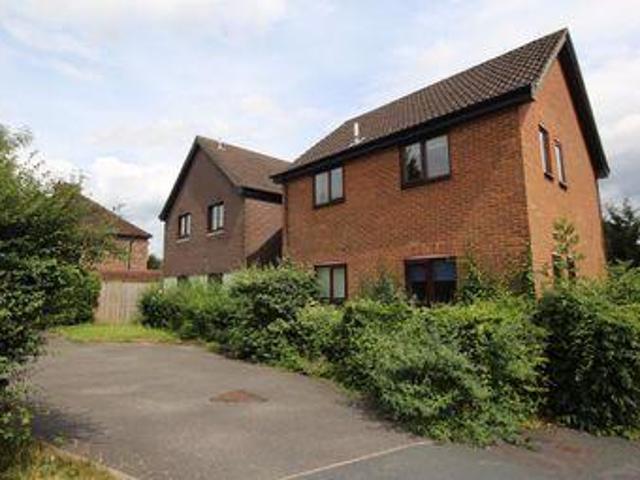 1 Bedrooms Flat for sale in The Laurels, Farnham GU9