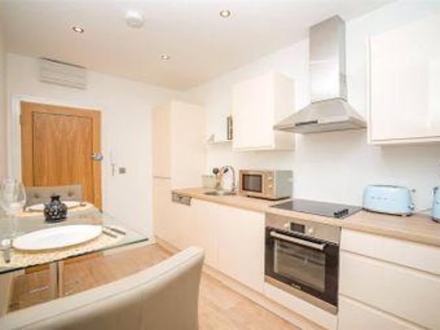 1 Bedrooms Flat for sale in The Pavilion, Maidstone, Kent ME14