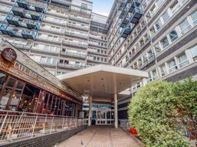 1 Bedrooms Flat for sale in The Vista Building, 30 Calderwood Street, London SE18