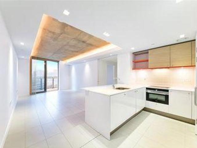 1 Bedrooms Flat for sale in Tidal Basin Road, Royal Docks E16