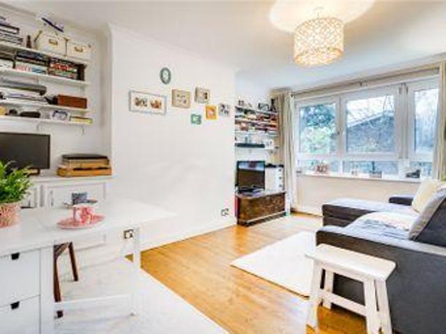 1 Bedrooms Flat for sale in Treherne Court, Tooting Bec Road, London SW17