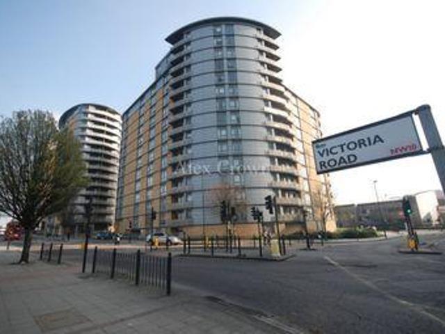 1 Bedrooms Flat for sale in Trentham Court, Victoria Road, North Acton W3