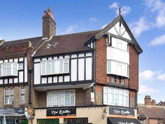1 Bedrooms Flat for sale in Tudor Court, Russell Hill Road, Purley CR8