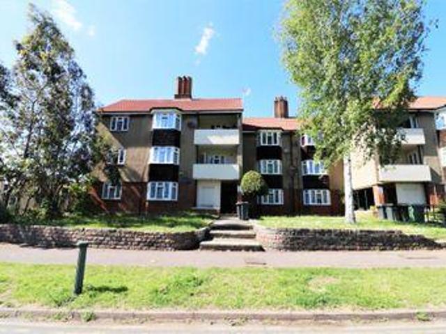 1 Bedrooms Flat for sale in Vincent Road, Highams Park E4