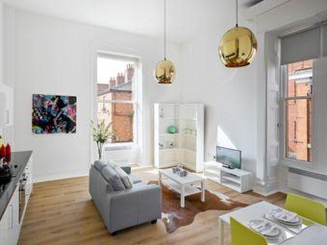 1 Bedrooms Flat for sale in X1 Town Hall, Bexley Square, Salford, Greater Manchester M3