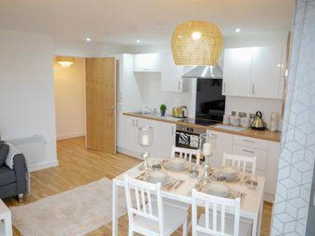1 Bedrooms Flat for sale in X1 The Tower, Plaza Boulevard, Liverpool L8