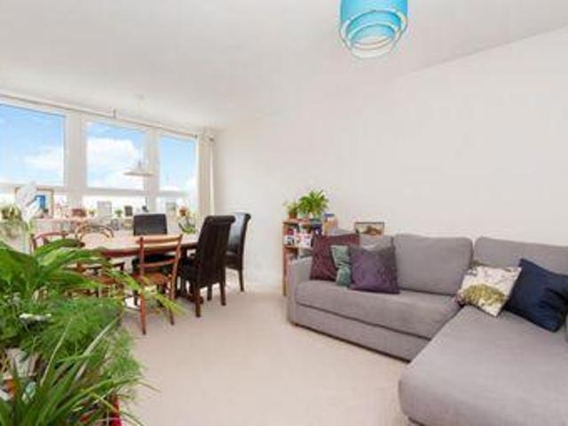 1 Bedrooms Flat for sale in Yelverton Road, Battersea, London SW11
