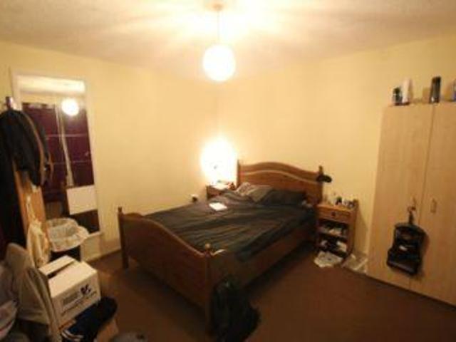 1 Bedrooms for rent in Murray Square, London E16