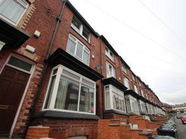 1 Bedrooms for rent in Manor Drive, Hyde Park, Leeds LS6
